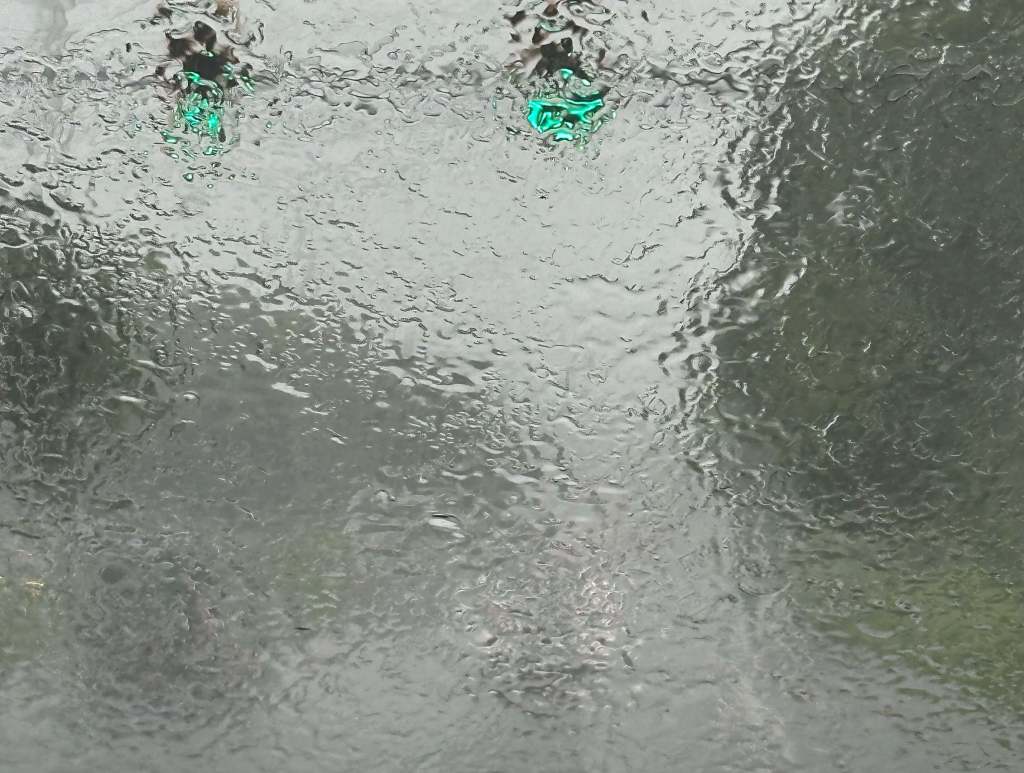 Emiten alerta de inundaciones